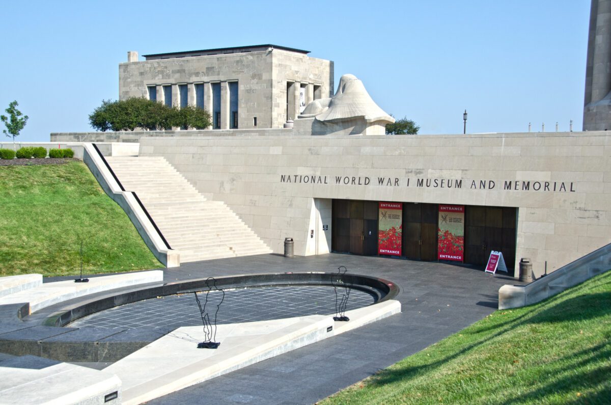 Things to Do in Kansas City - Museums - Hakes Brothers