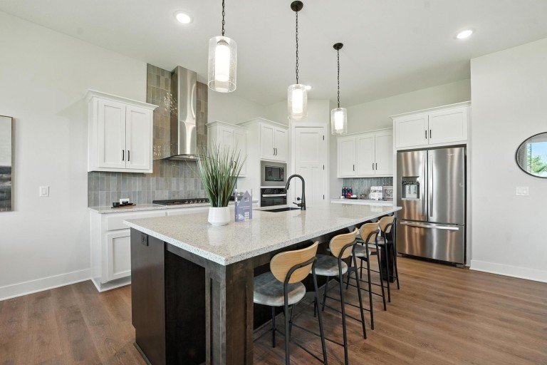 New Homes in Kansas City | Home Builders | Hakes Brothers